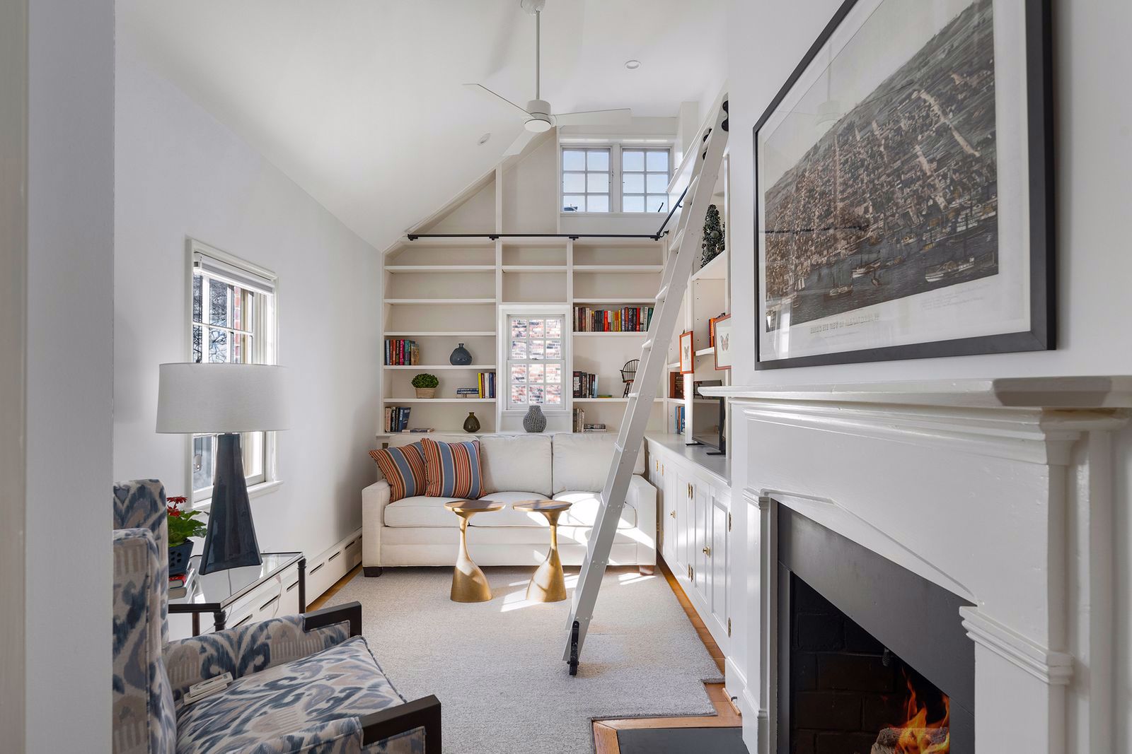 What Is a Snug? How To Create the Perfect Cozy Room